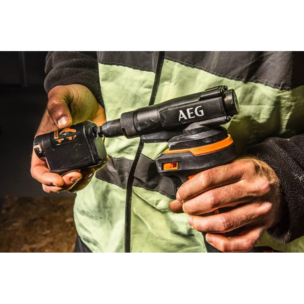 RIVETTATRICE A BATTERIA 18V PROFESSIONALE RIVETTI DA 2,4 A 4,8mm BNZ18-0 AEG | Tooltek ...